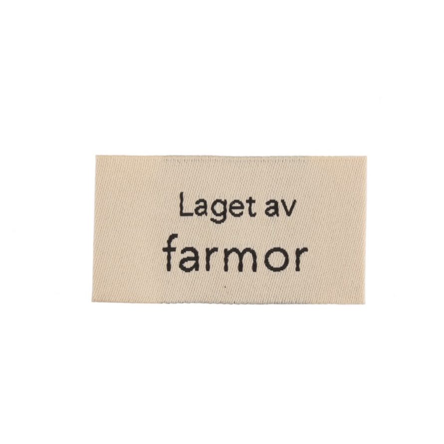 Merkelapp med tekst 25x45mm – Laget av farmor – Global Hobby og Kunst